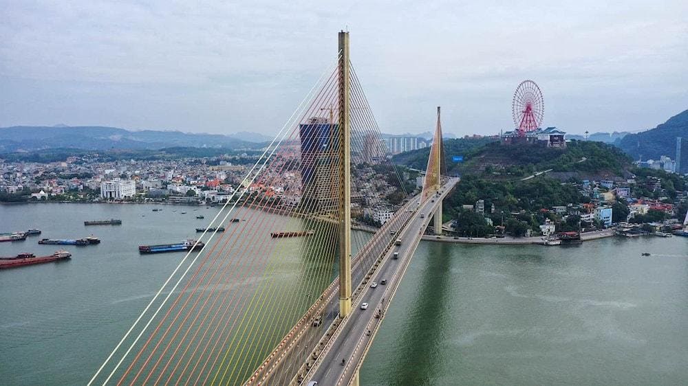 Vietnam Airlines | Bai Chay Bridge: A Proud Icon with Unique ...