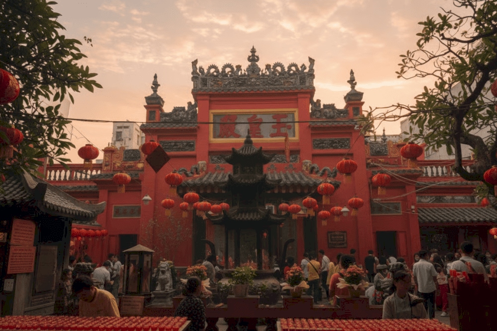 Vietnam Airlines | Discover the Mystical Jade Emperor Pagoda – A ...