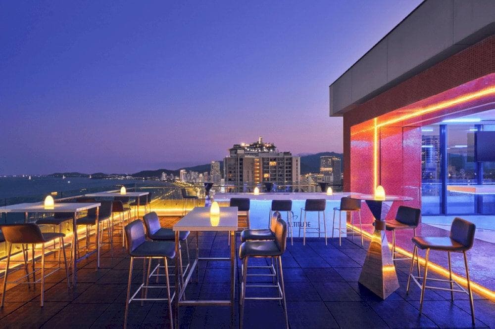 Vietnam Airlines | Nha Trang nightlife: Top 9+ Unmissable Experiences