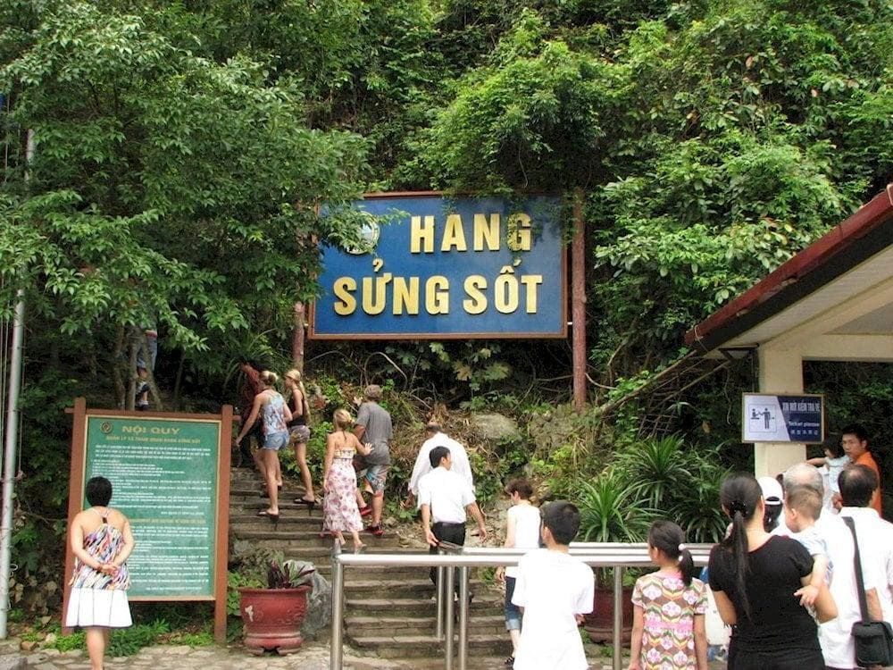 Vietnam Airlines | The Ultimate Guide to Sung Sot Cave in Halong Bay