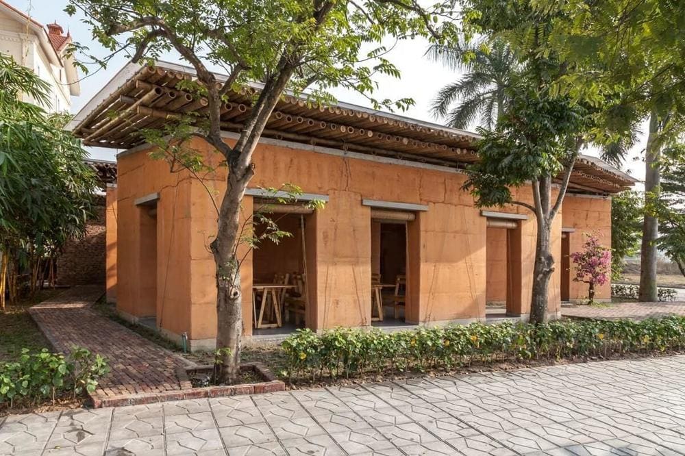 Vietnam Airlines | Traditional Vietnamese House: 13 Unique ...