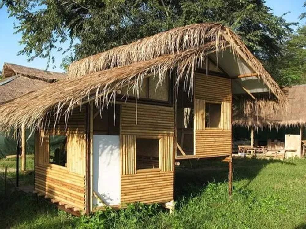 Vietnam Airlines | Traditional Vietnamese House: 13 Unique ...