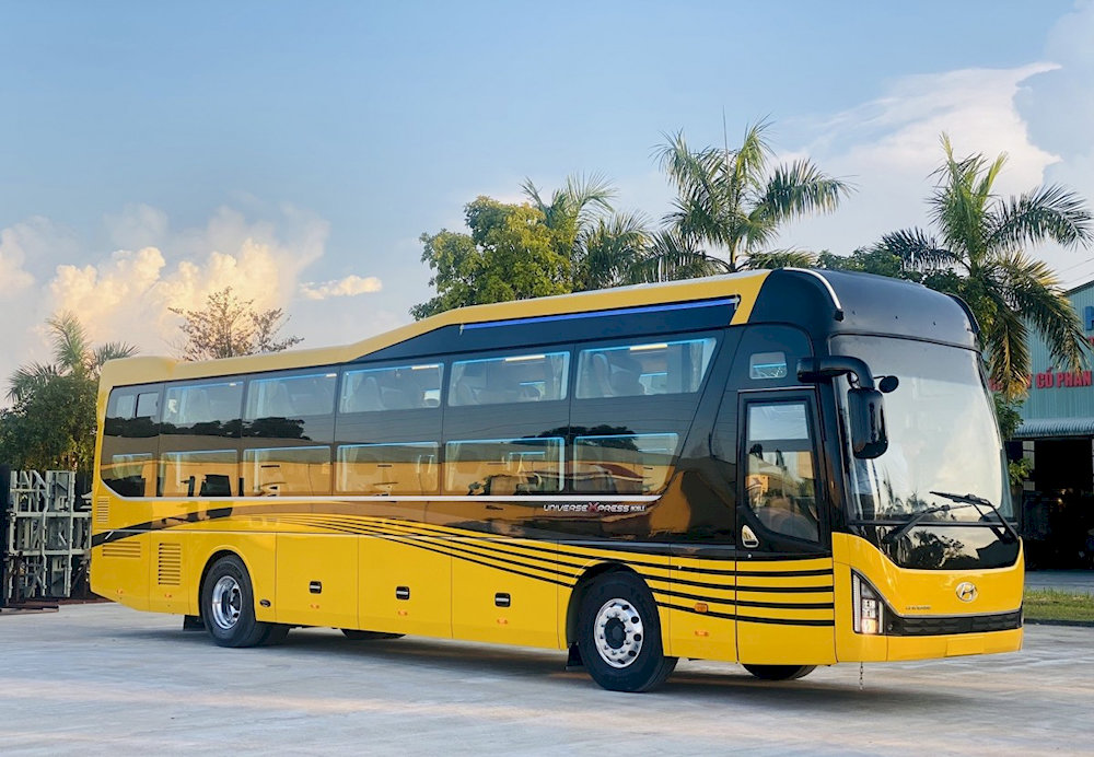 Top 5+ Easy Ways To Get From Hanoi to Halong Bay