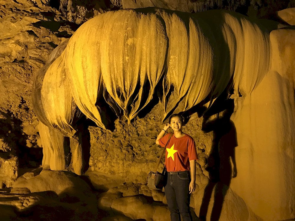 Explore Nguom Ngao Cave: A 400-million-year-old Limestone Wonder