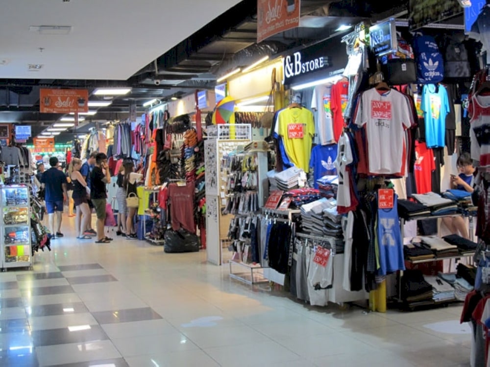 Saigon Square Vietnam - A Shopping Paradise for Trendsetters