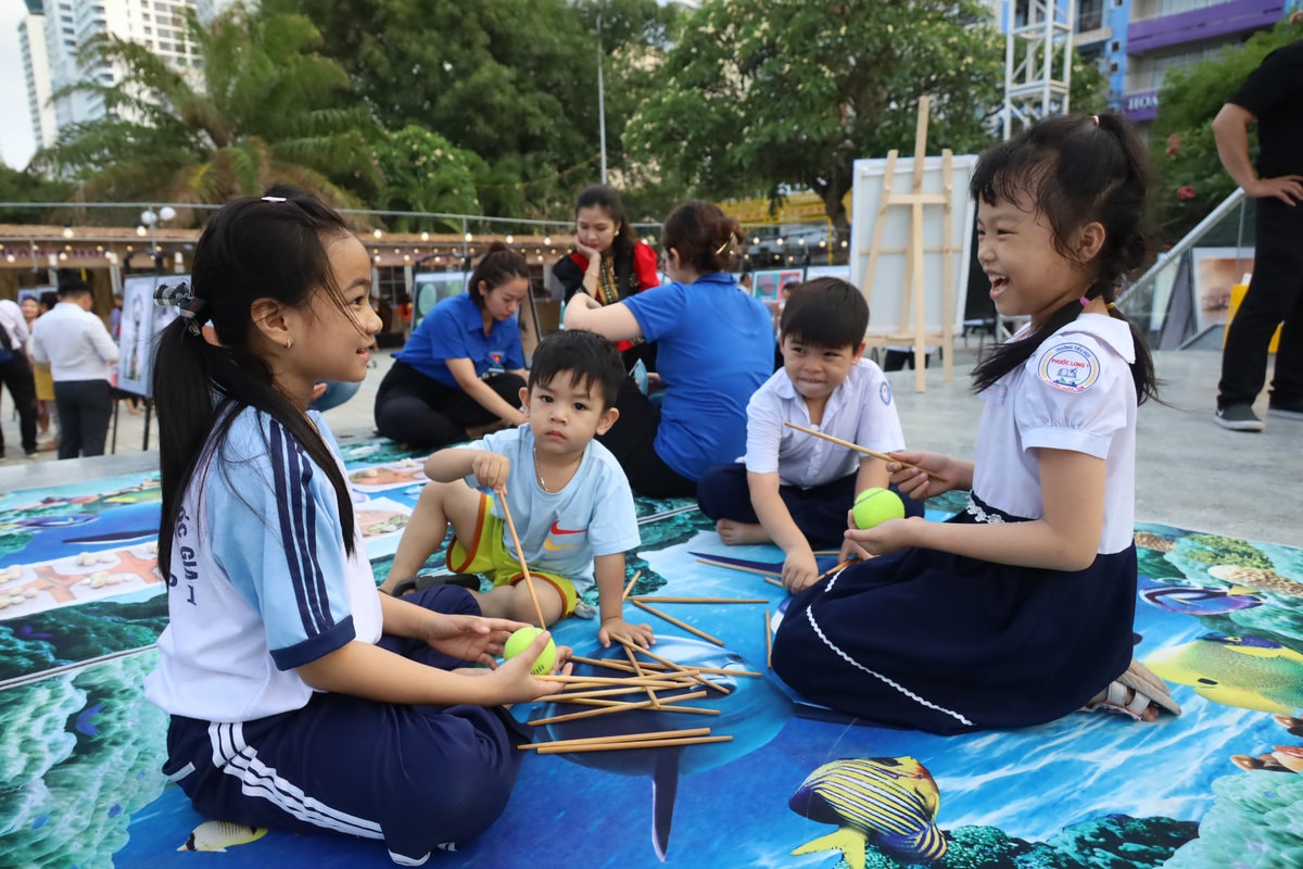 10+ Traditional Vietnamese Games: Culture and Childhood Memories