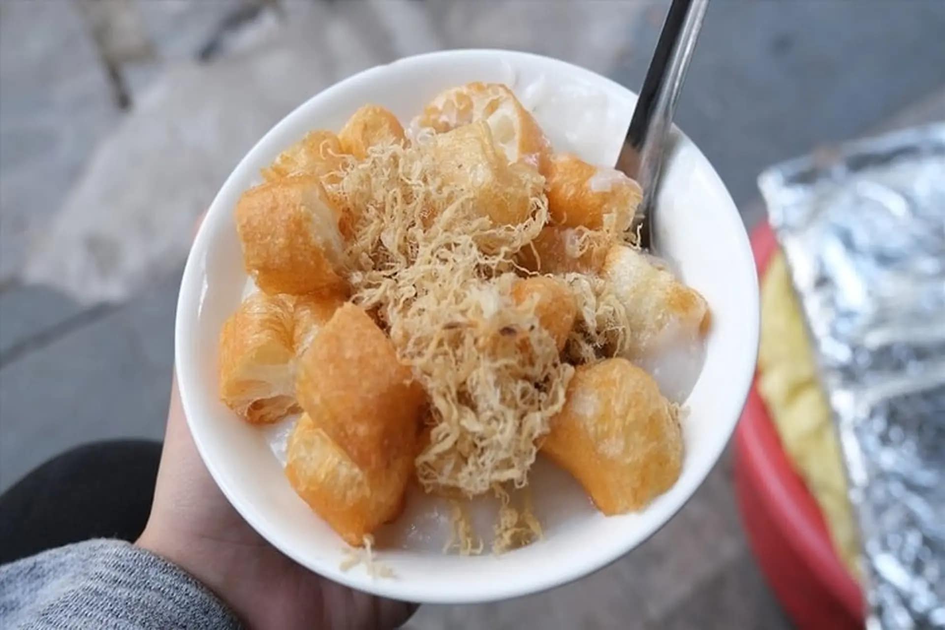 Top 20 Vietnamese Breakfast Dishes: What Locals Eat Every Morning