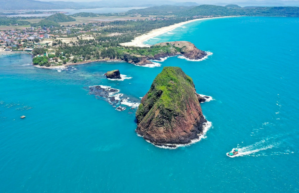 Exploring Hon Yen: pristine coral island paradise in Phu Yen