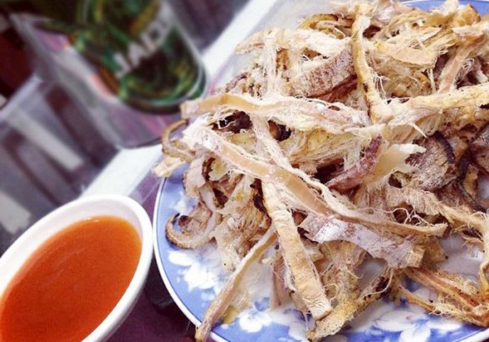 Khám phá phố đi bộ Bùi Viện: tụ điểm giải trí đậm chất Sài Gòn